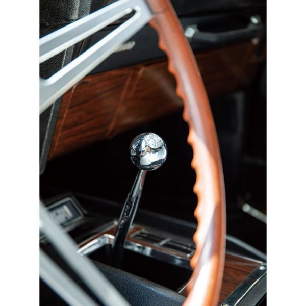 MOONEYES Chrome ball shift knob MOON